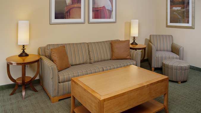 DoubleTree by Hilton Hotel Columbus - Worthington, Columbus, OH Jobs ...
