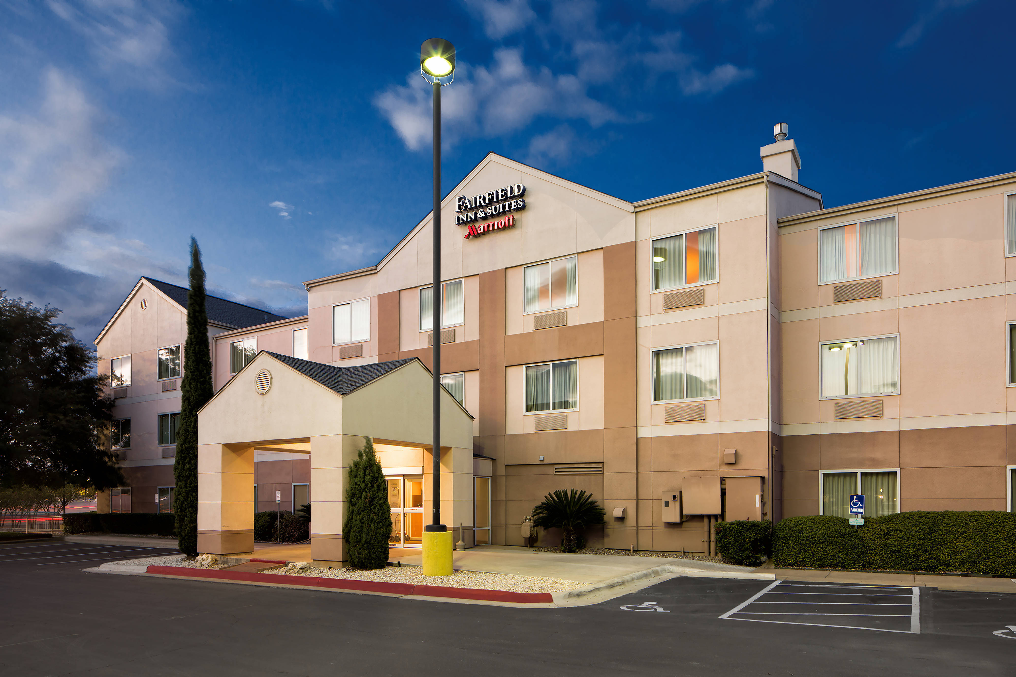 Fairfield Inn & Suites Austin South, Austin, TX Jobs | Hospitality Online