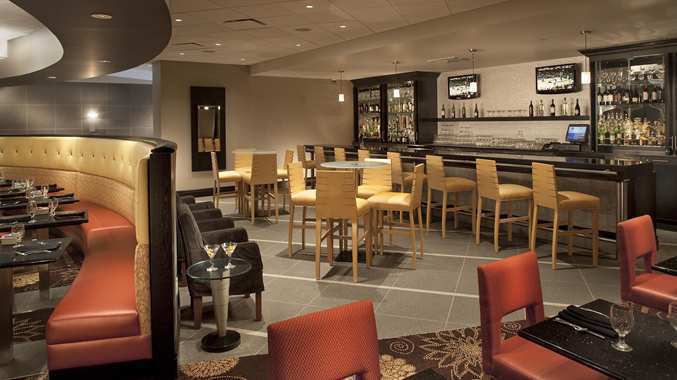 DoubleTree by Hilton Hotel Pittsburgh - Monroeville Convention Center ...